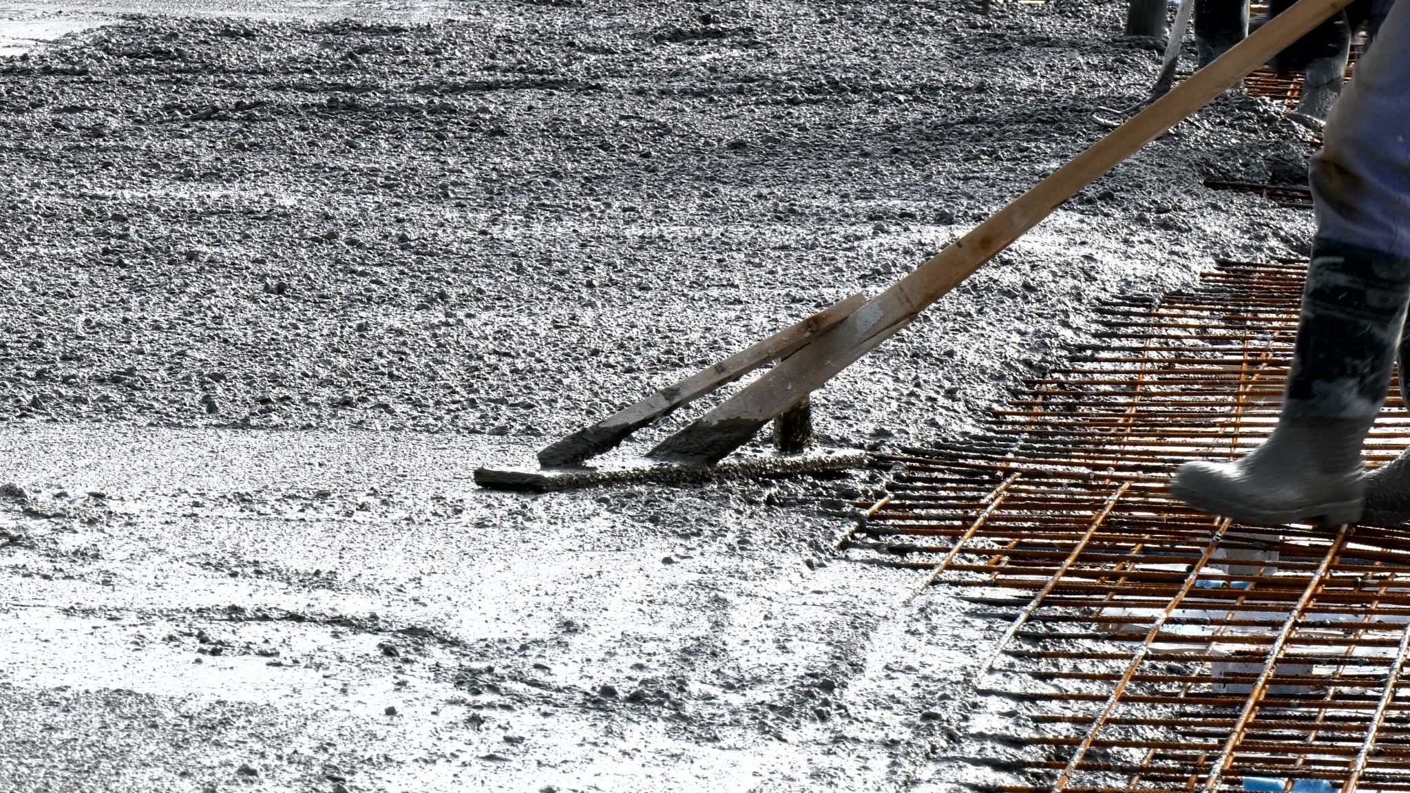 Concrete Compaction - Methods of Concrete Compaction | JK Cement
